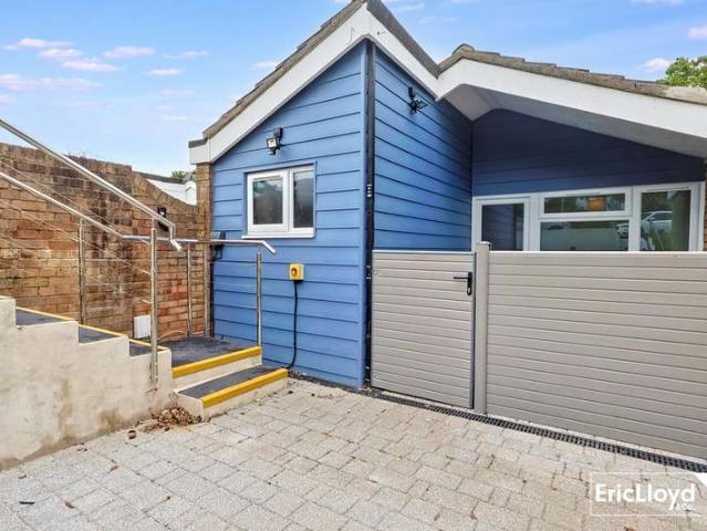2 Bedroom Property