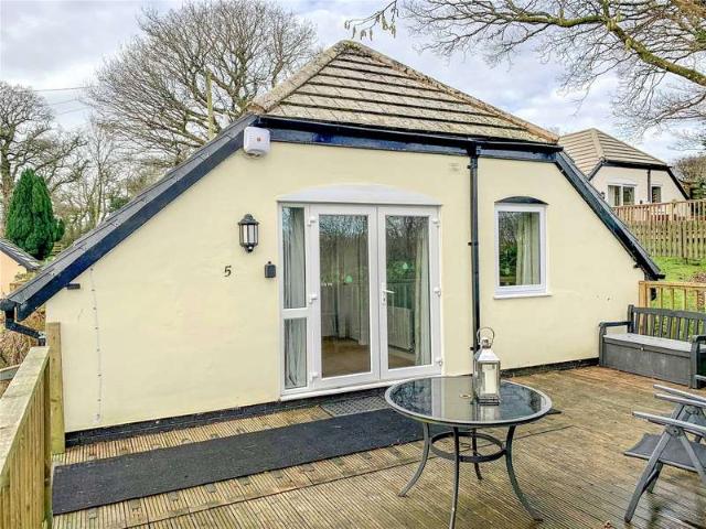 2 Bedroom Property