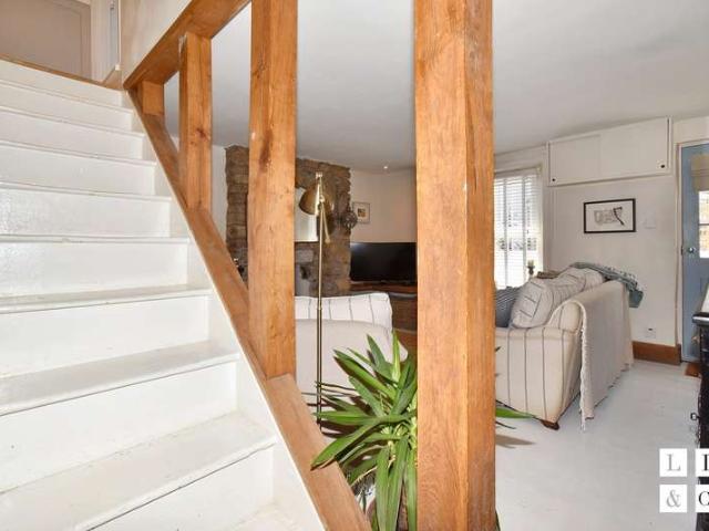 2 Bedroom Property