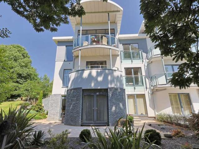 2 Bedroom Property