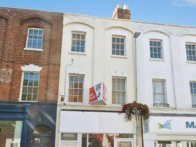 2 Bedroom Property