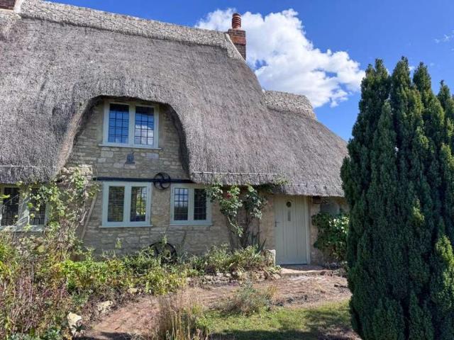 2 Bedroom Studio Flat