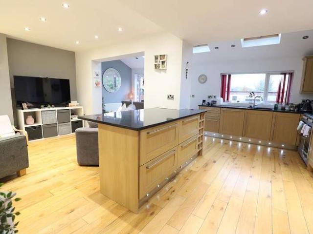 2 Bedroom Property