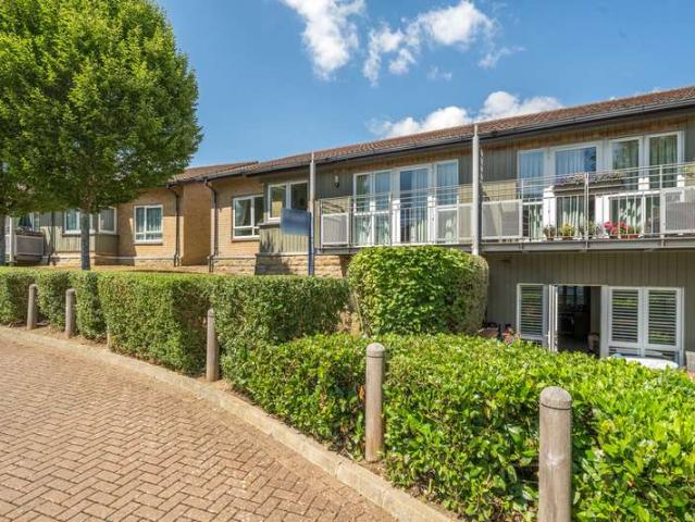 2 Bedroom Property