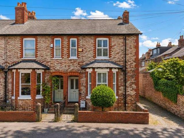 2 Bedroom Property