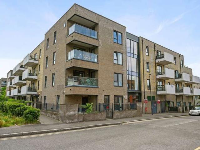 2 Bedroom Property