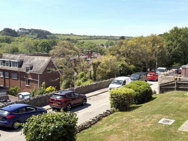 2 Bedroom Property