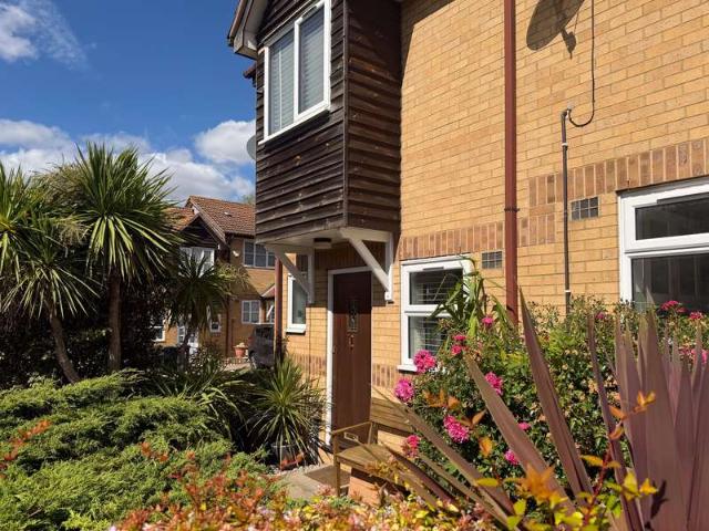 2 Bedroom Property