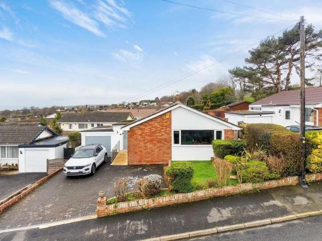 2 Bedroom Property