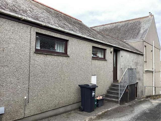 2 Bedroom Property