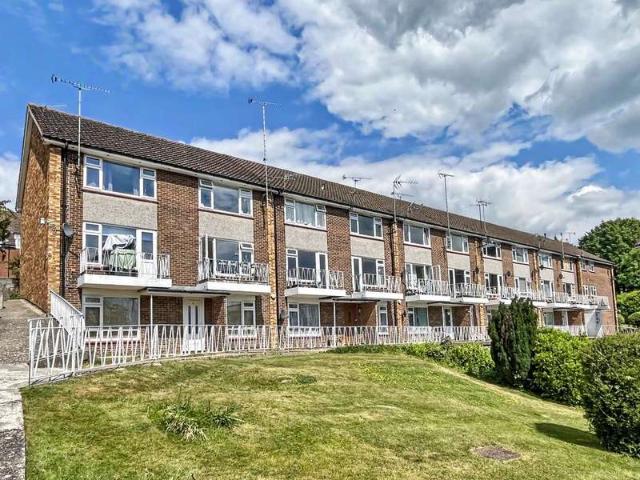2 Bedroom Property