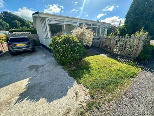 2 Bedroom Property