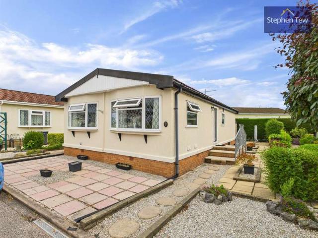 2 Bedroom Property