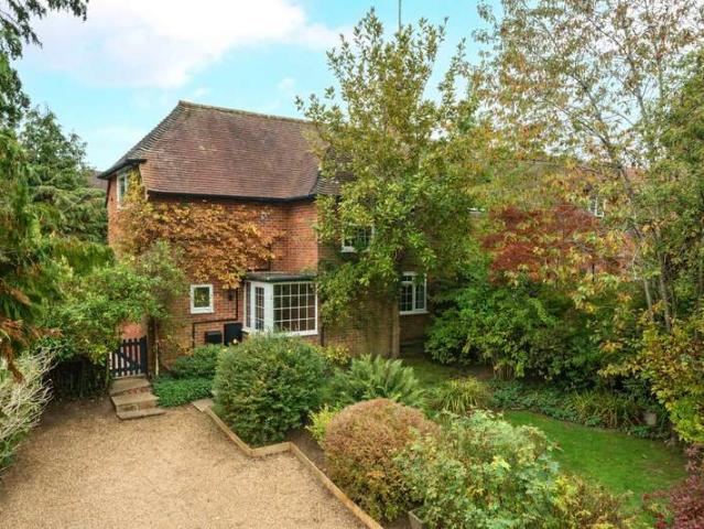 2 Bedroom Property