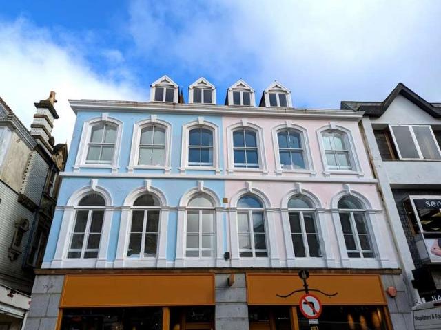 2 Bedroom Property