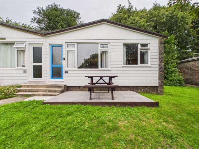 2 Bedroom Property