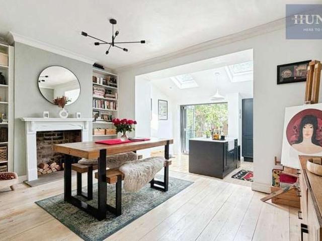2 Bedroom Property