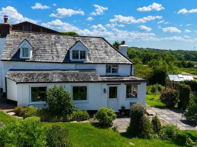 2 Bedroom Property