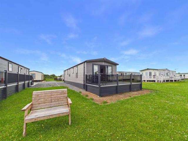 2 Bedroom Property