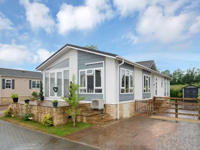 2 Bedroom Property