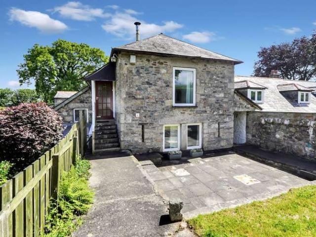 2 Bedroom Property