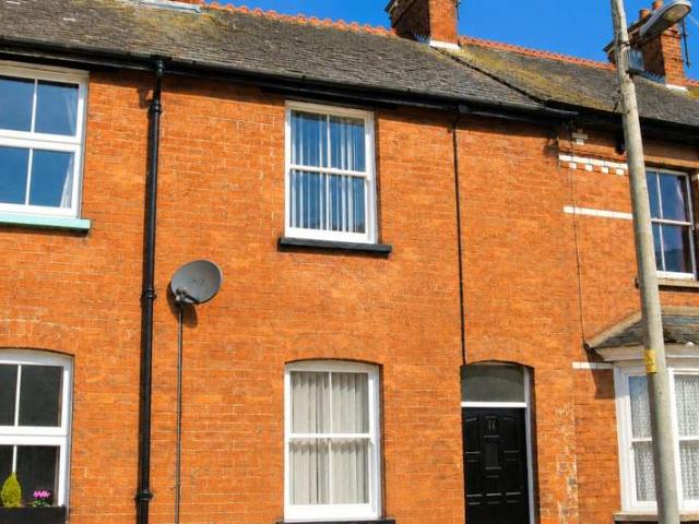 2 Bedroom House
