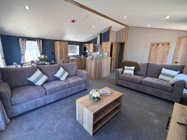 2 Bedroom Property