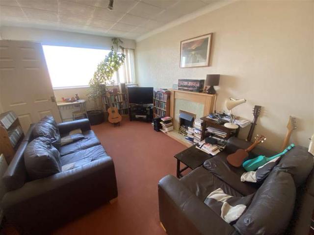 2 Bedroom Property