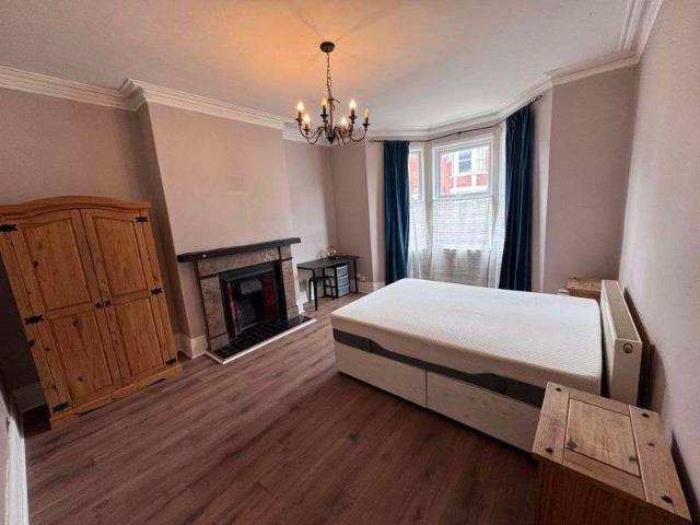 2 Bedroom Property