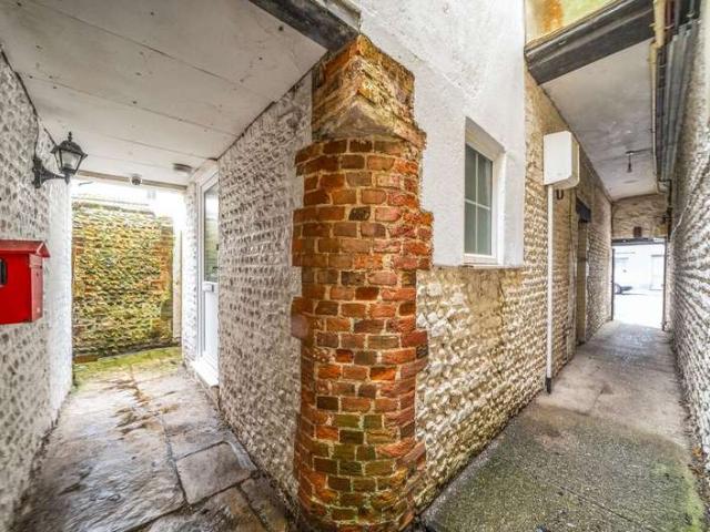 2 Bedroom Property