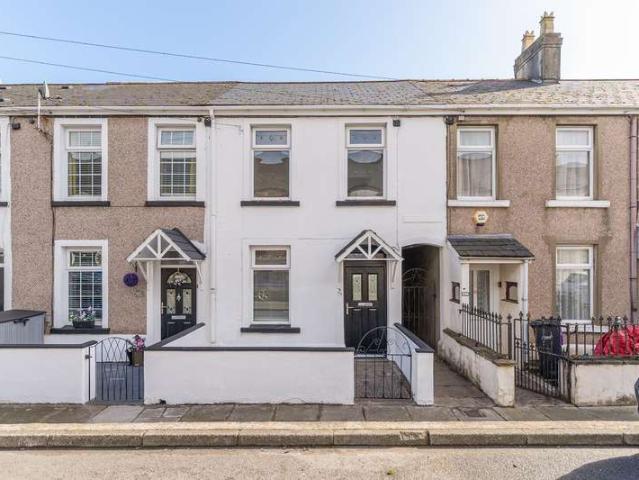 2 Bedroom Property