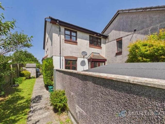 2 Bedroom Property