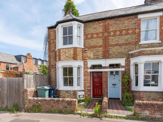2 Bedroom Property