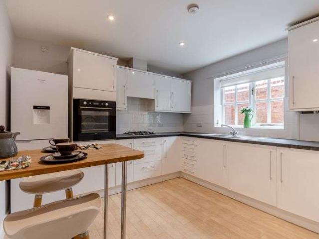 2 Bedroom Property