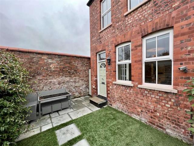 2 Bedroom Property