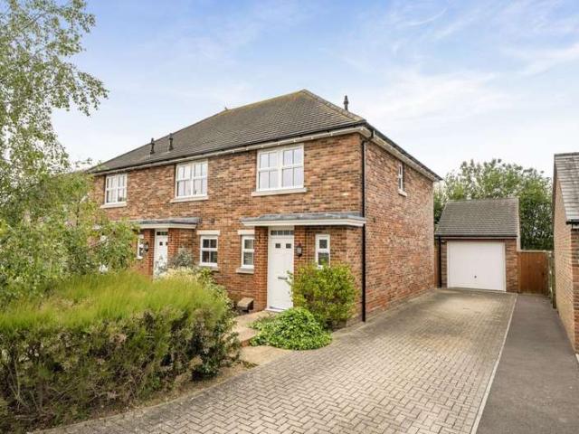 2 Bedroom Property