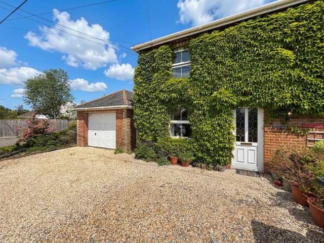 2 Bedroom Property