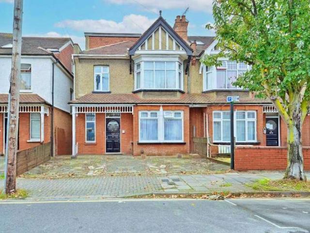 2 Bedroom Property
