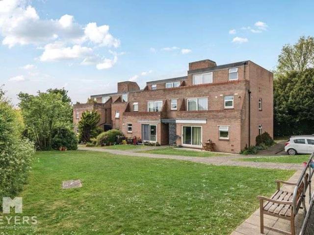 2 Bedroom Property