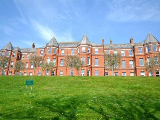 2 Bedroom Property
