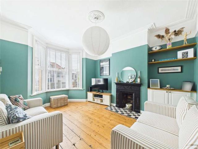 2 Bedroom Property