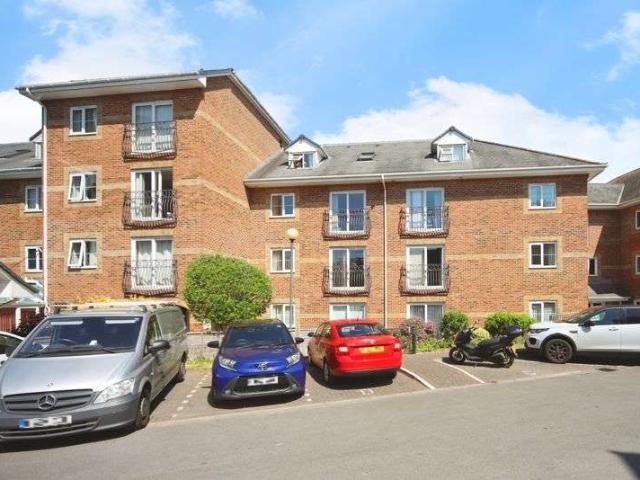 2 Bedroom Property