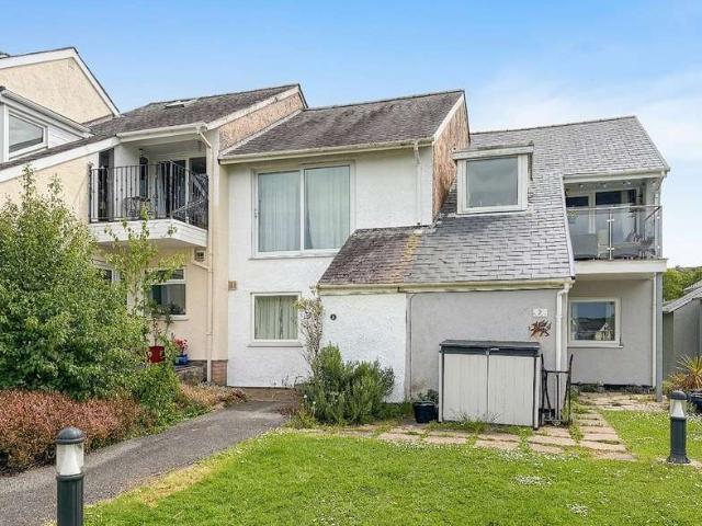 2 Bedroom Property