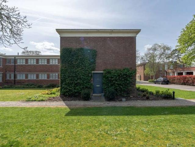 2 Bedroom Property