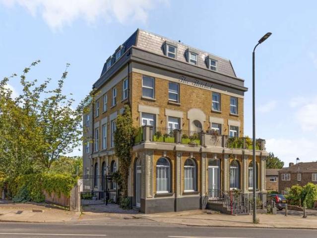 2 Bedroom Property