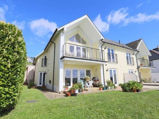 2 Bedroom Property