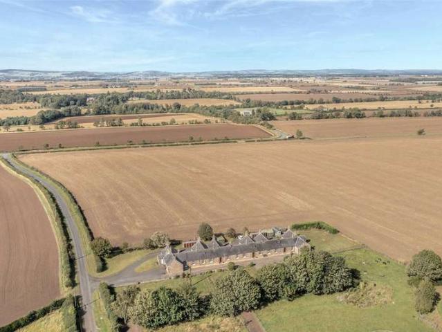 2 Bedroom Property