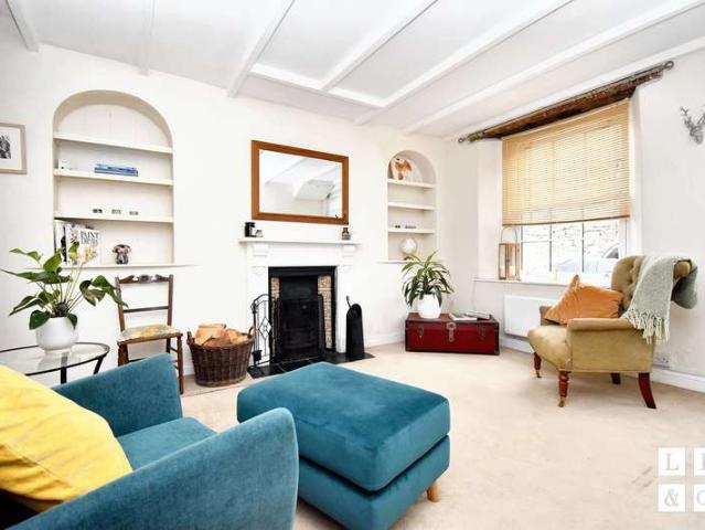 2 Bedroom Property