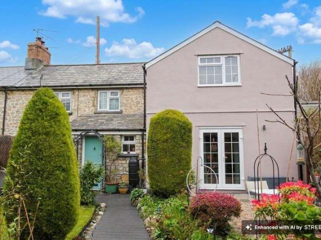 2 Bedroom Property