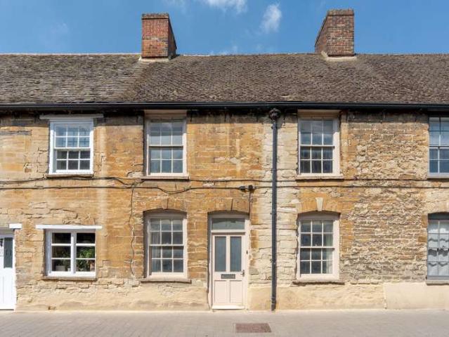 2 Bedroom Property
